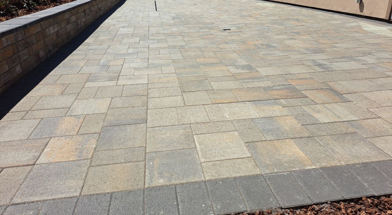 Atlanta Pavers and Landscape Inc.